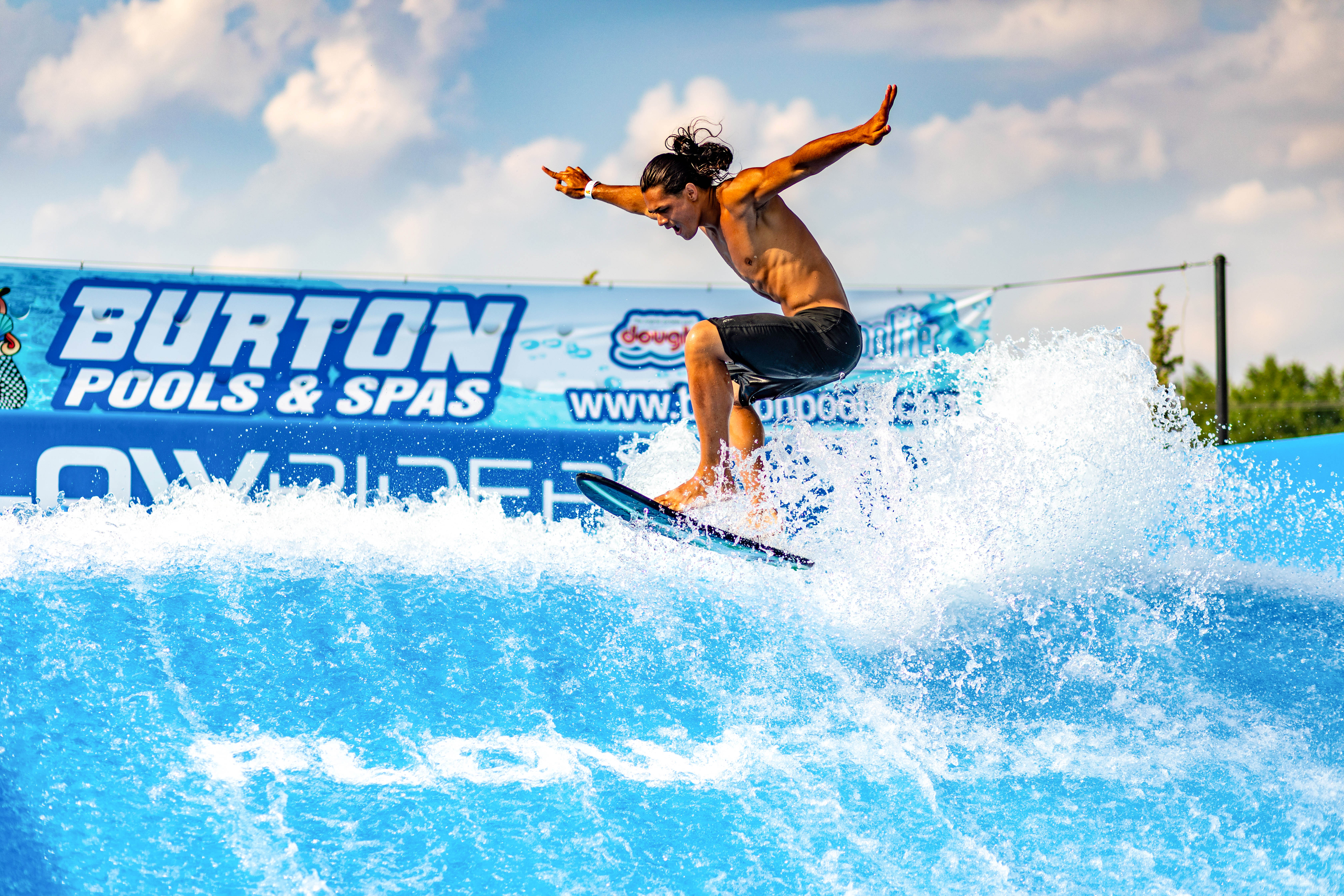 Parrot Island Waterpark - FlowRider